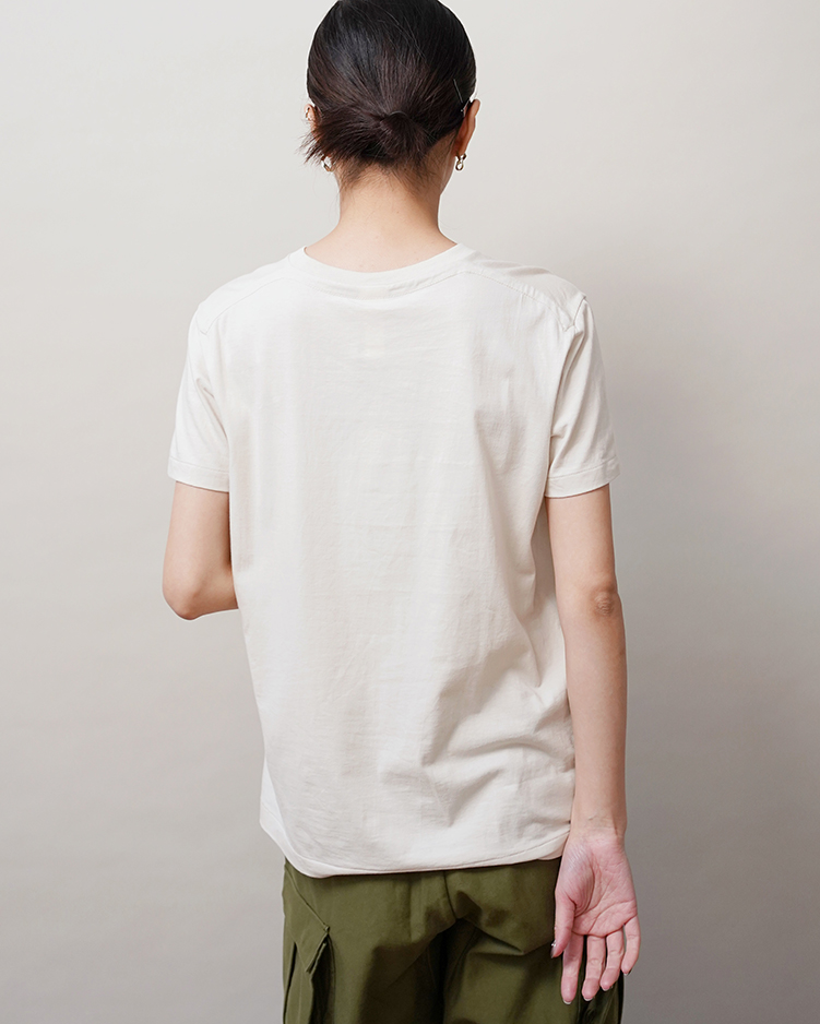 DRY TOUCH T-SHIRTS S/S / KUSAKI L.BEIGE | YAECA (WOMEN)(ヤエカ) | T-SHIRTS | Dice&Dice | ONLINE STORE